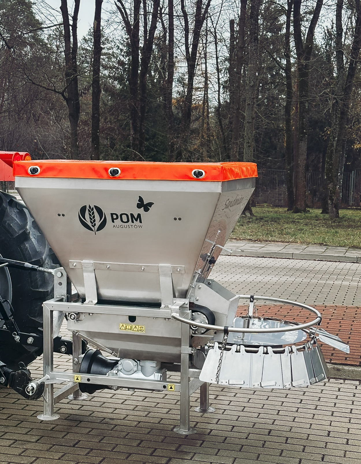 Rozsiewacz komunalny Motyl N 031/2, N 031/21 – POM Augustów