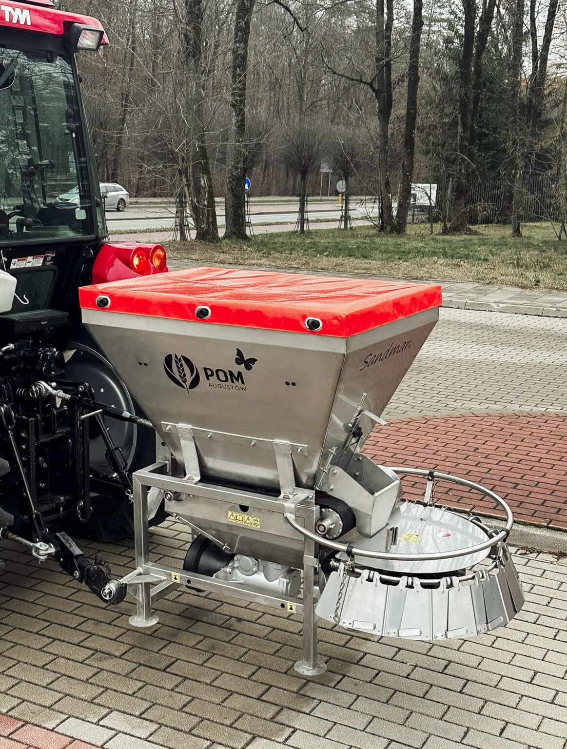 Rozsiewacz komunalny Motyl N 031/2, N 031/21 – POM Augustów